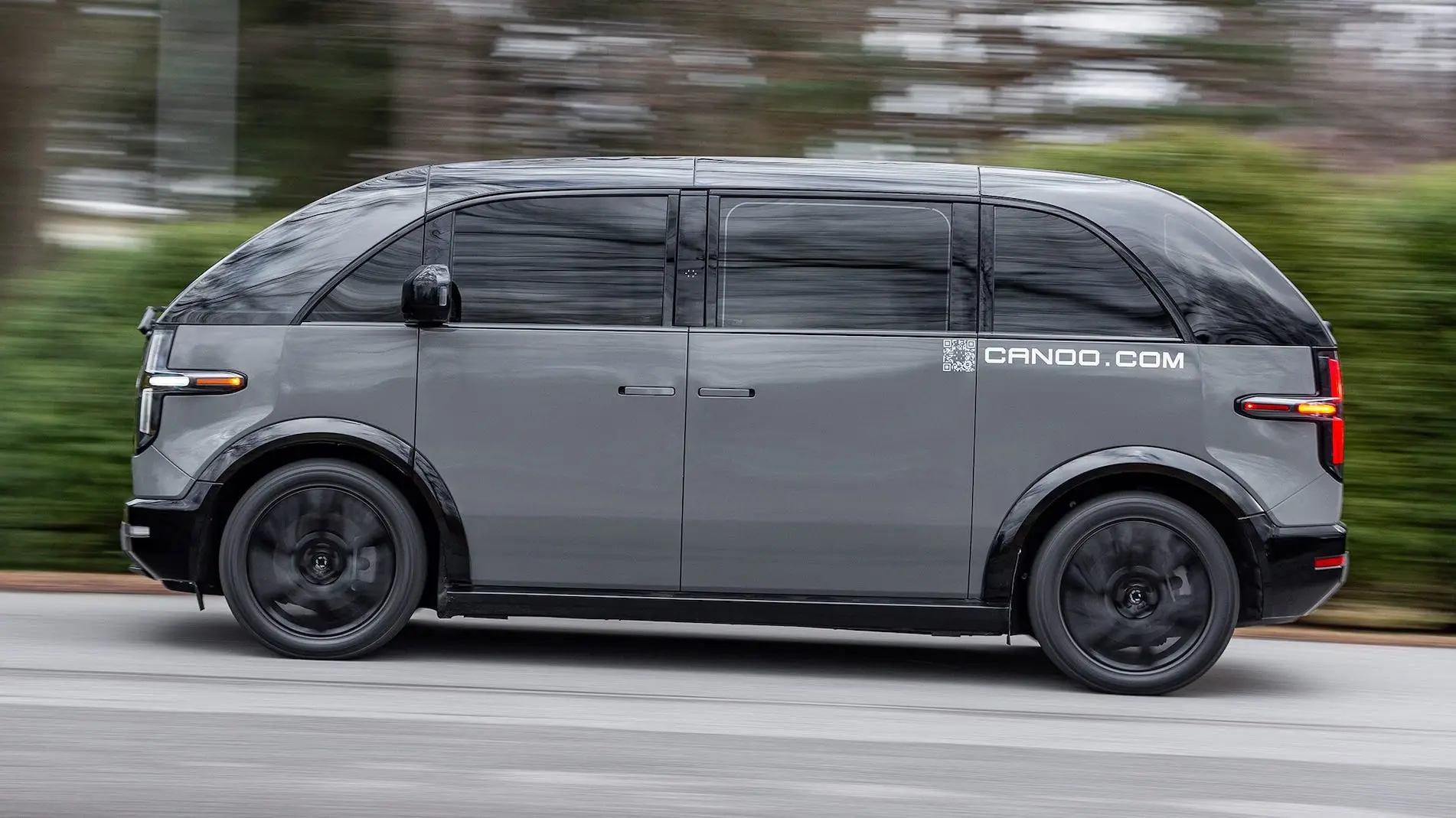 Canoo Lifestyle Vehicle: Features, Pricing, and Range – Expert Review